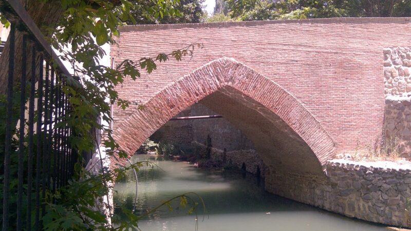 Berghan Karaj historical bridge – Walking In Iran